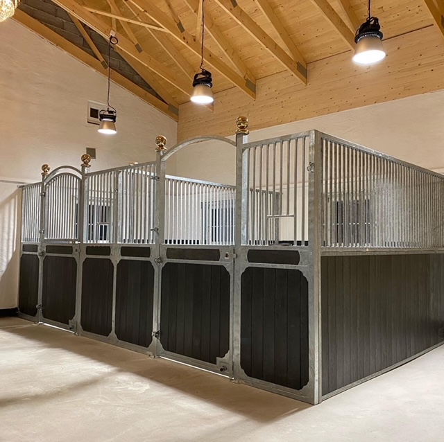 Bygga stall I Stallinredning av hög kvalitet I City Boxen